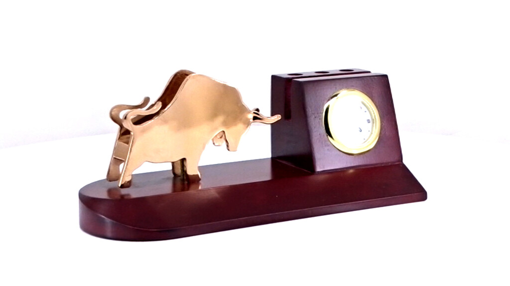 Corporate Rose Gold Finish Bull Desk Organize